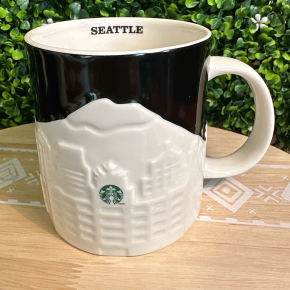 Starbucks | Kitchen | Starbucks 22 Collector Series Seattle Coffee Tea ...